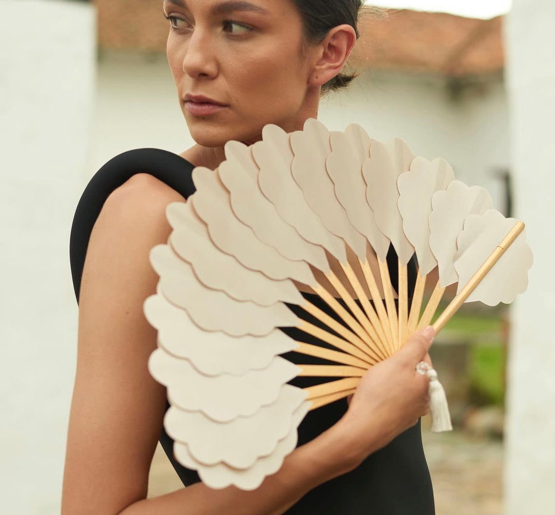 Michu Silk Hand Fans – POLA PARA MI